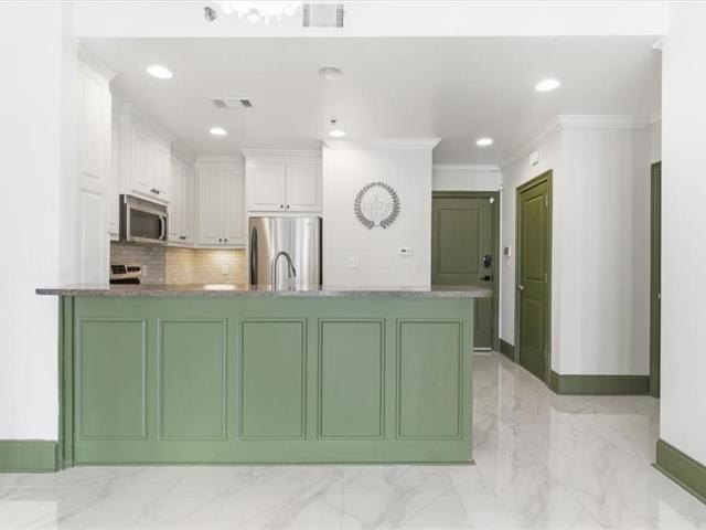 2255 Peachtree Rd NE, Unit 521, Atlanta, GA 30309 | MLS #7767