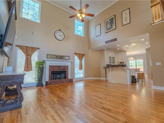 2255 Pinehaven Court