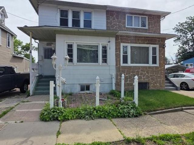 2255 41st St, Pennsauken, NJ 08110