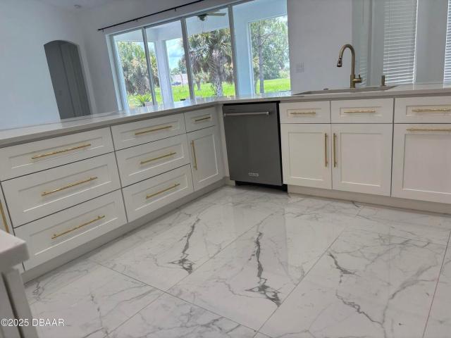 2255 82nd Ave SW, Vero Beach, FL 32968 | MLS #R11154