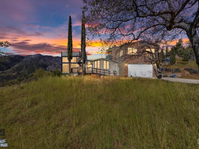 22560 Indian Oak Loop