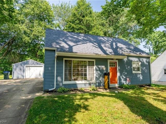 2256 Bailey Rd, Cuyahoga Falls, OH 44221