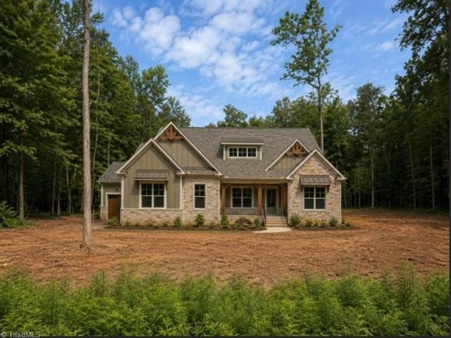 2256 Chippewa St, Winston Salem, NC 27106