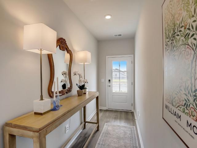 2256 Harlequin Point
