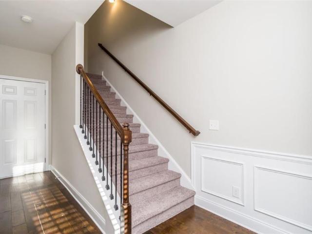 2256 Tenor Lane