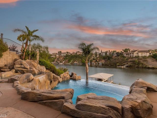 22571 Canyon Lake Drive N