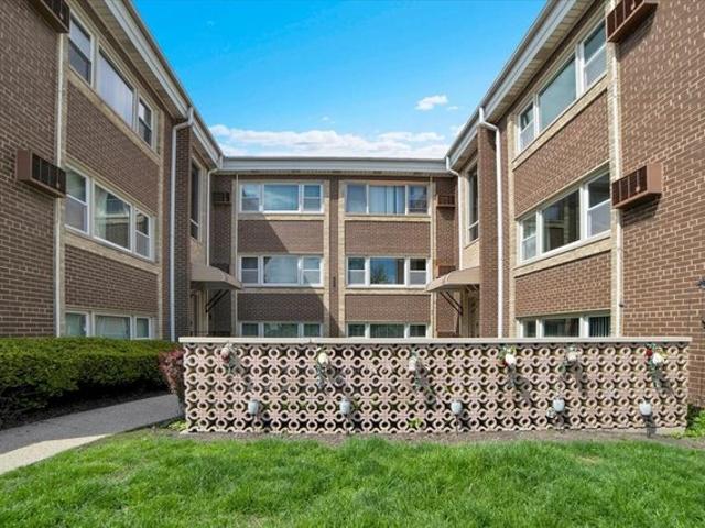 2257 Des Plaines Ave Unit 1NE, North Riverside, IL 60546