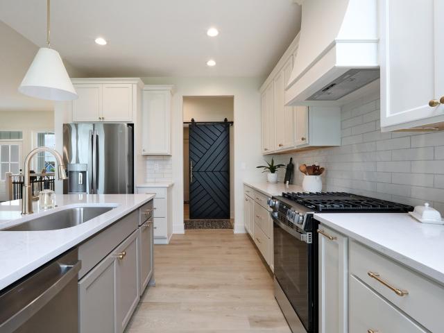 2257 Green Leaf Circle