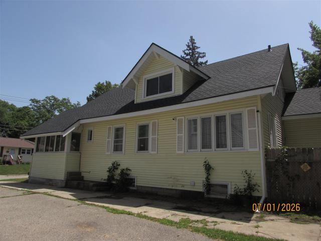 2257 Wyoming Avenue