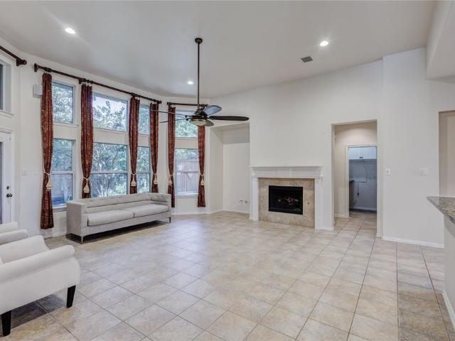 2258 Fox Ridge Trail