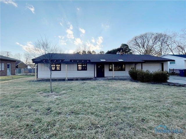 2258 Heatherwood Dr, Toledo, OH 43614