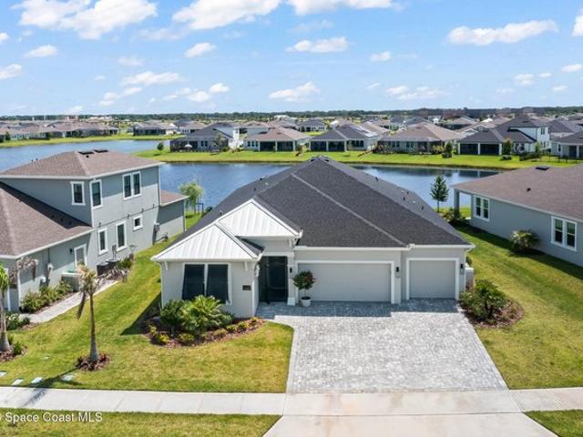 2258 Pangea Cir, Melbourne, FL 32940