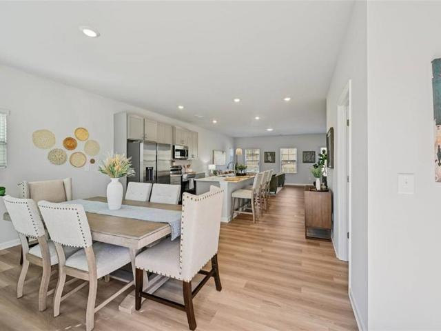 2258 Riverstone Boulevard Jefferson
