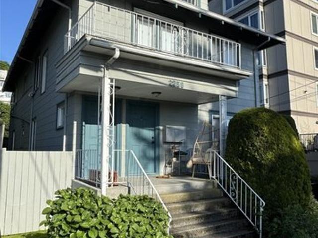 2258 14th Ave W, Seattle, WA 98119