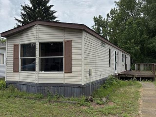 2259 Bart St, Croswell, MI 48422