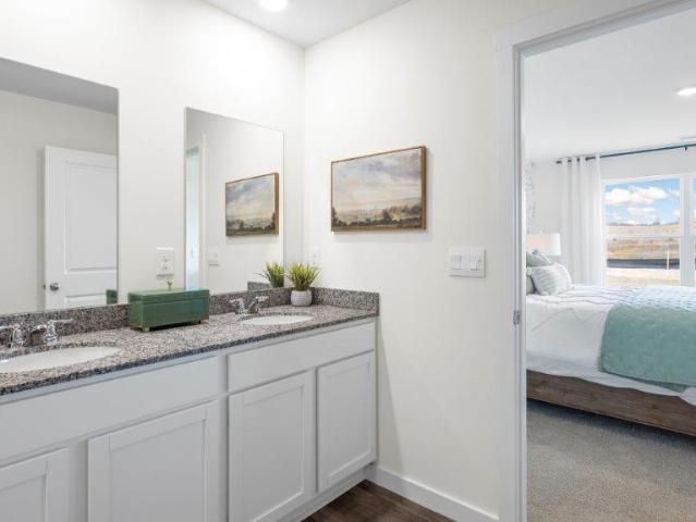 2259 Chelle Dr Ne