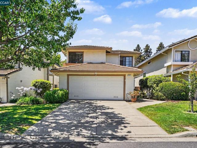 2259 Foxhill Dr