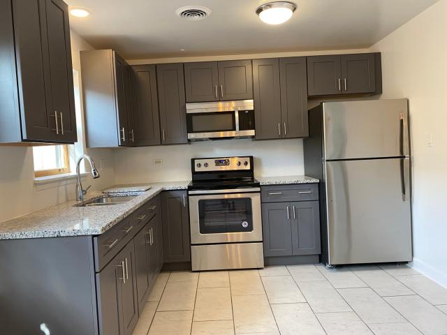 2259 S 17th Ave, Unit 2F, North Riverside, IL 60546 | Compass