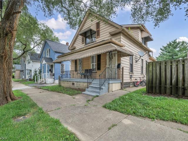 2259 W 67th Street