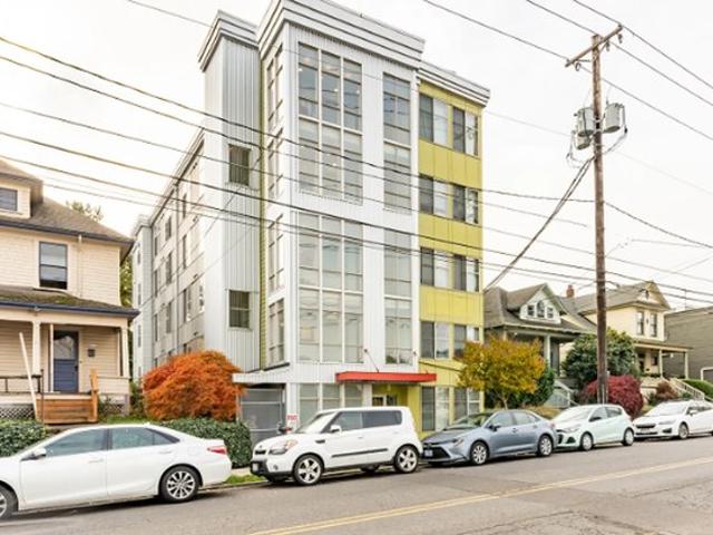 2250 NW Thurman St, Portland, OR 97210