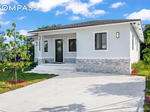 2250 NW 7th Ct, Fort Lauderdale, FL