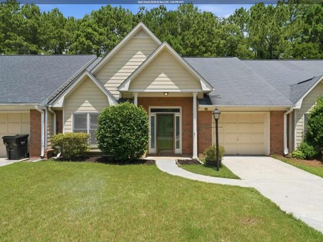 2250 Ascot Ln, Birmingham, AL 35216