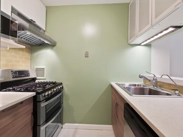 2250 broadway 5l