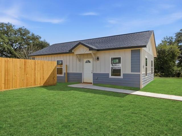 2250 Cable Ave, Beaumont, TX 77703