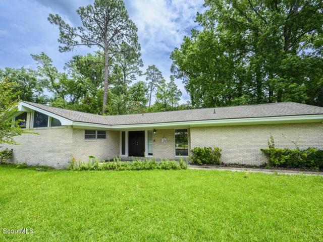 2250 Poinsettia Cir, Brunswick, GA 31520