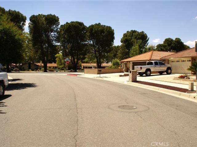 2250 Redwood Dr, Hemet, CA 92545 | MLS #IV26099 | Compass