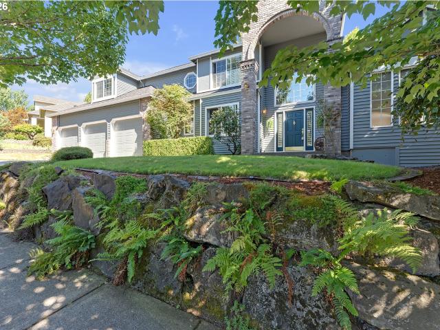 2250 River Heights Cir, West Linn, OR 97068 | Compass