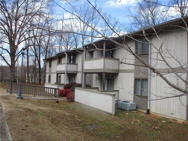 2250 Sunderland Rd Apt 23B, Winston Salem, NC 27103