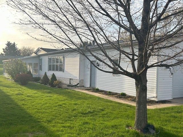 2250 Sunrise Dr, Belvidere, IL 61008