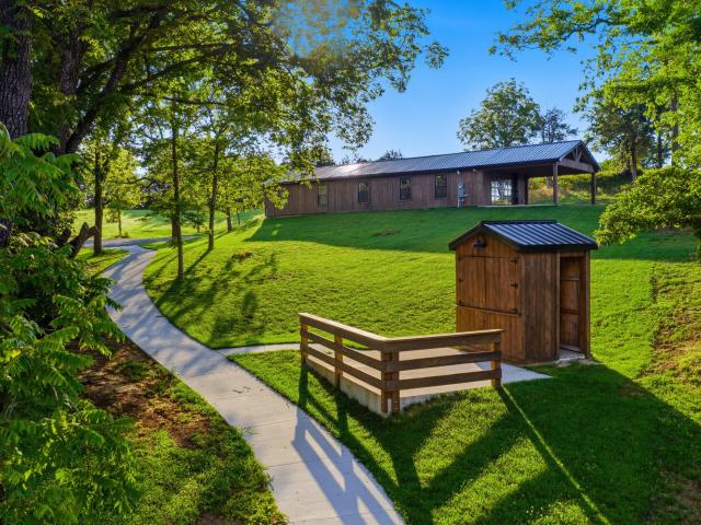 2250 Willisburg Lane