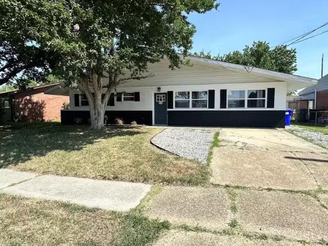 $2250 3 Bedroom 2 Bathroom House In Norfolk With Great Ameni.