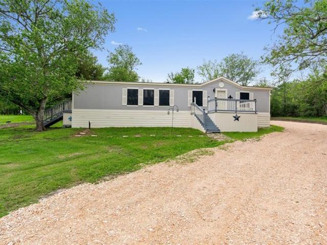 22515 Deidra Dr, Elgin, TX 78621