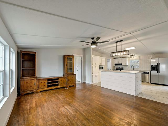 22515 Felicia Dr