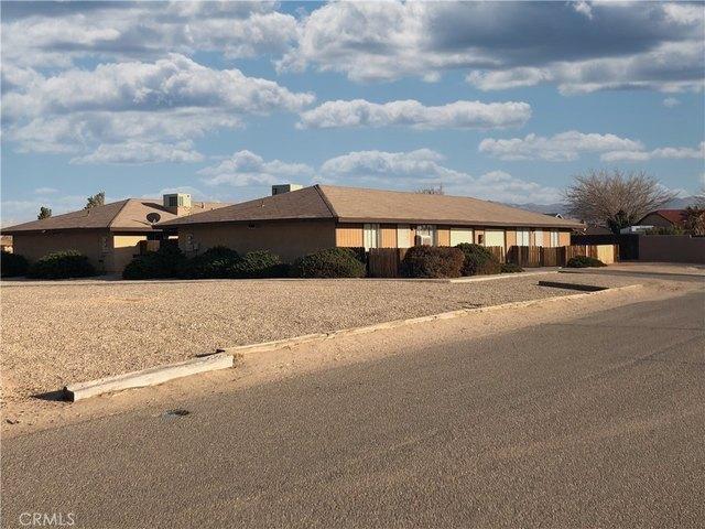 22519 Lucilla Rd, Apple Valley, CA 92308