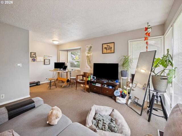 2251 SE 70TH AVE