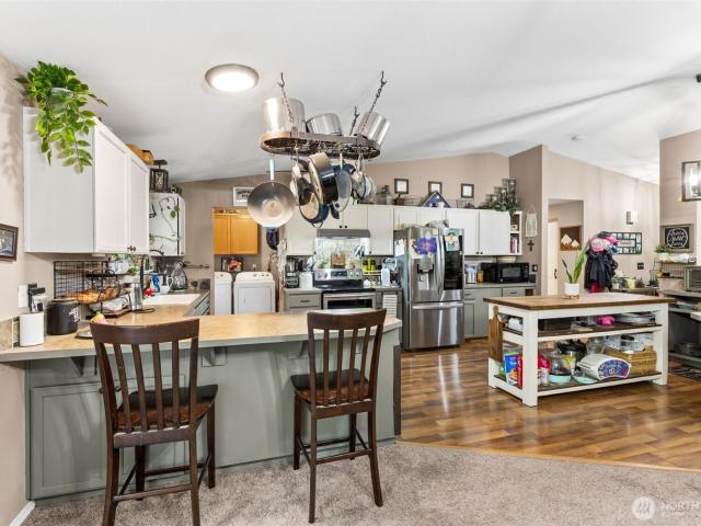 22521 Crown Circle SE