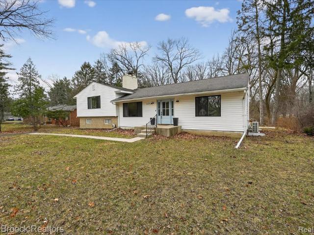 22525 Riverdale Drive