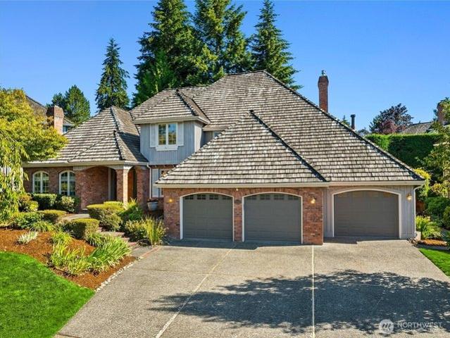 22525 SE 46th Pl, Sammamish, WA 98075