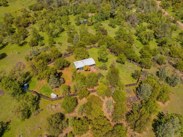 22528 E Elk Trl, Redding, CA 96003