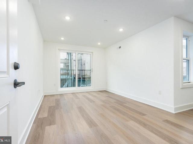 2252 N Front Street # 1