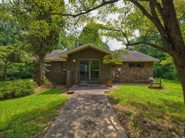 2252 E State Road 70