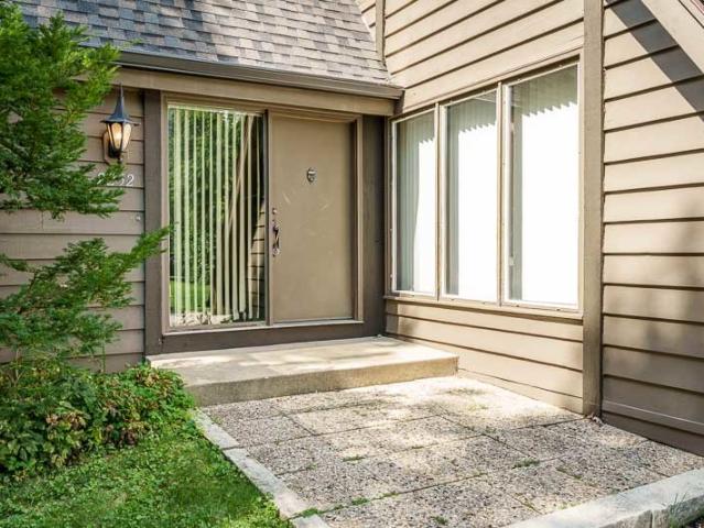 2252 Jonquil Place