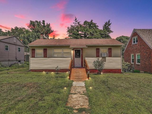 2252 Kenwood Blvd SE, Roanoke, VA 24013