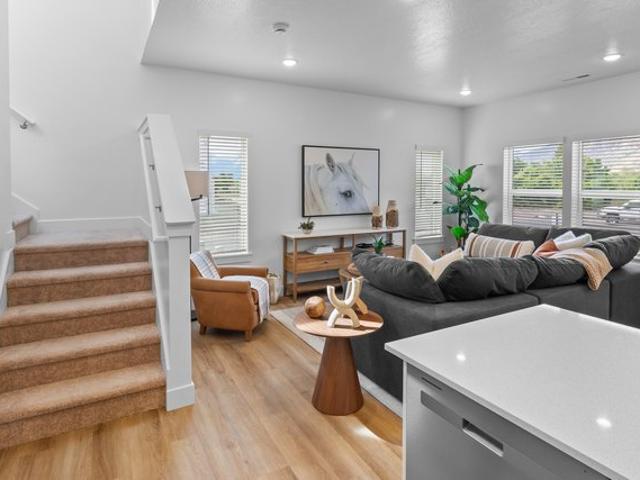 2252 W 1400 N Unit 173, Farr West, UT 84404