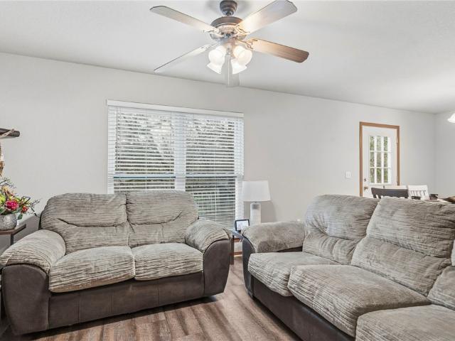 2252 & 2254 E Cinnamon Way