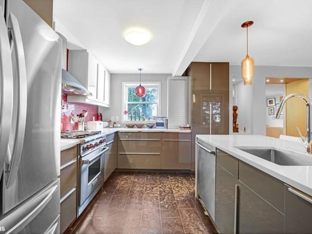 2253 Edsall Ave, Bronx, NY 10463